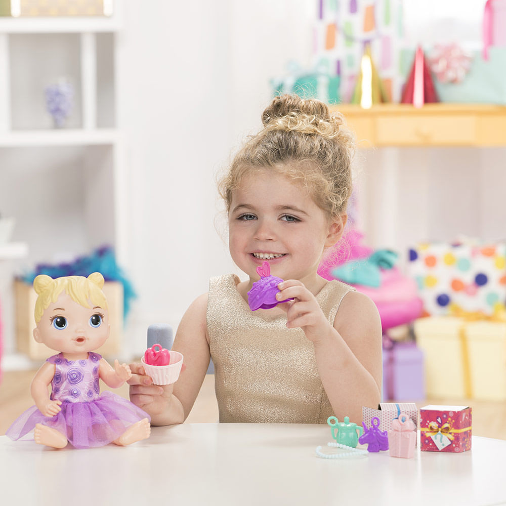 BONECA BABY ALIVE FESTA PRESENTES E8719